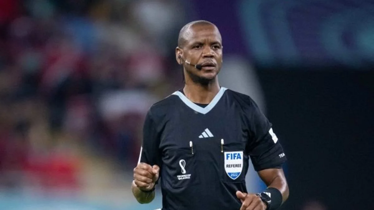 Janny Sikazwe returns to the pitch for the last dance - Bolanews