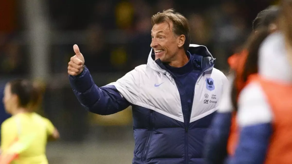 Renard praised for accommodating young mothers in French National Team ...