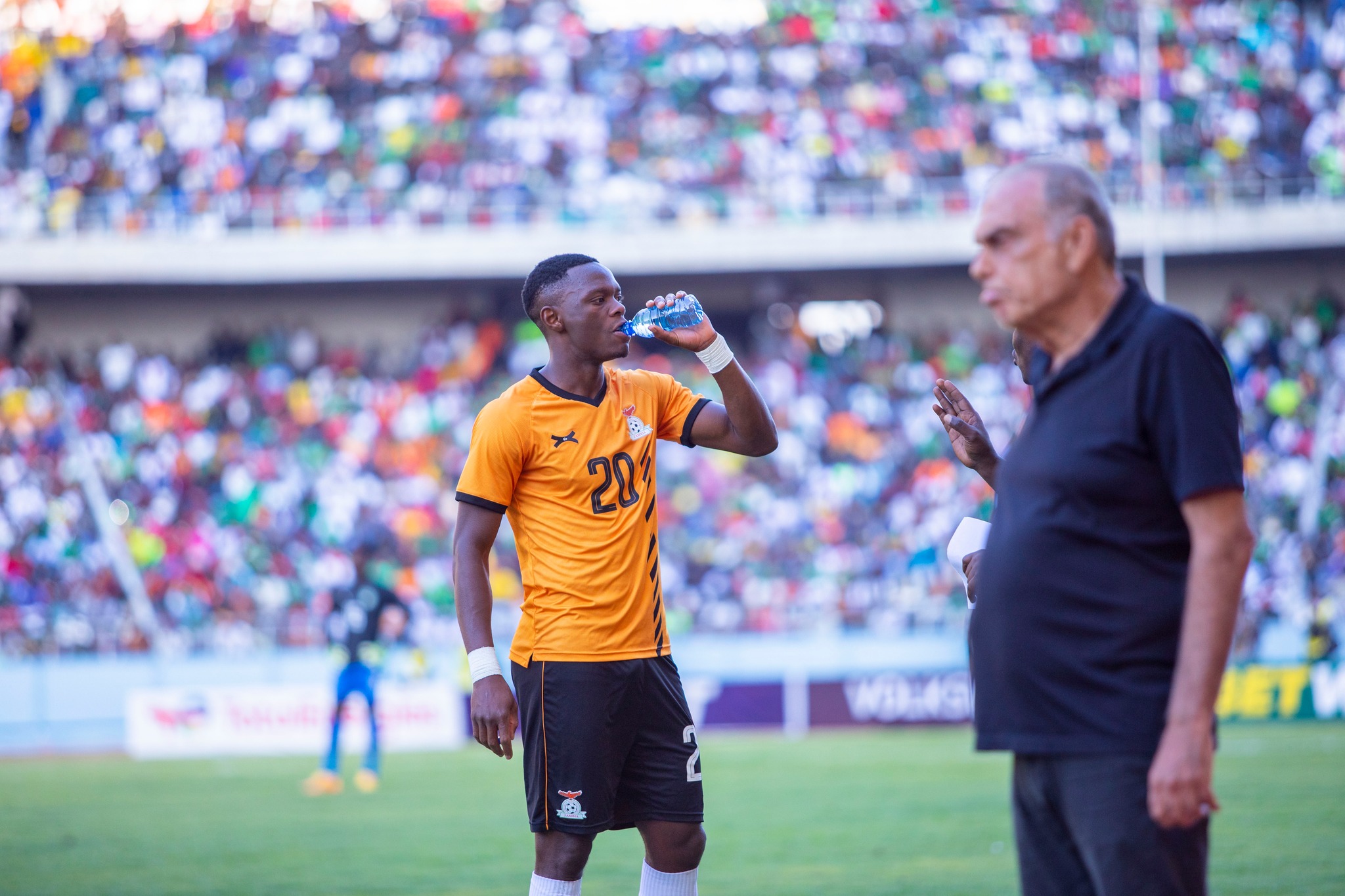 Ex-Chelsea manager comments on Daka's Leicester City saga - Bolanews