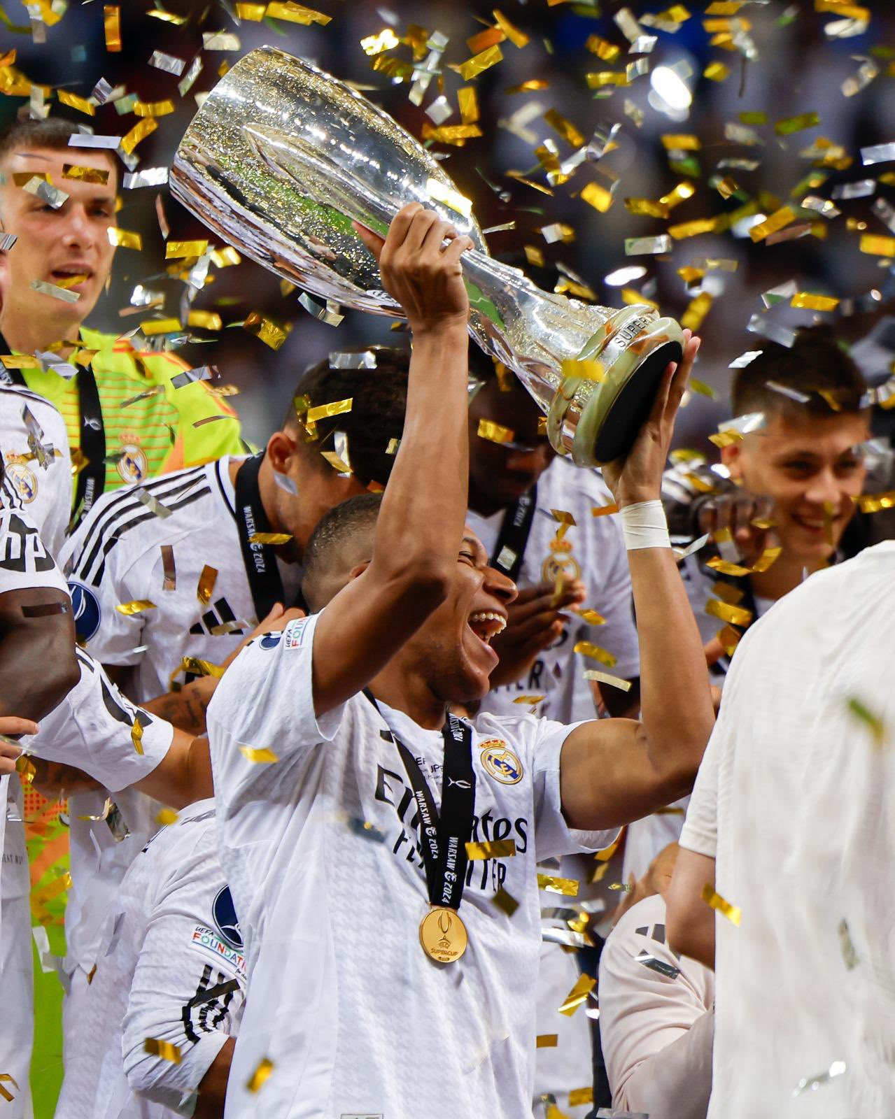 Mbappé wins first trophy on Madrid debut - Bolanews