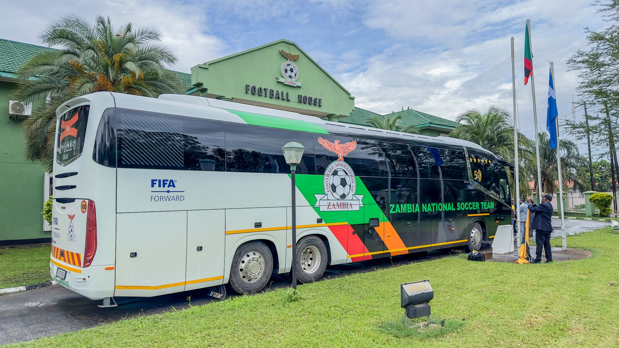 FAZ unveils K11.9m Bus for Zambia national teams funded by FIFA - Bolanews